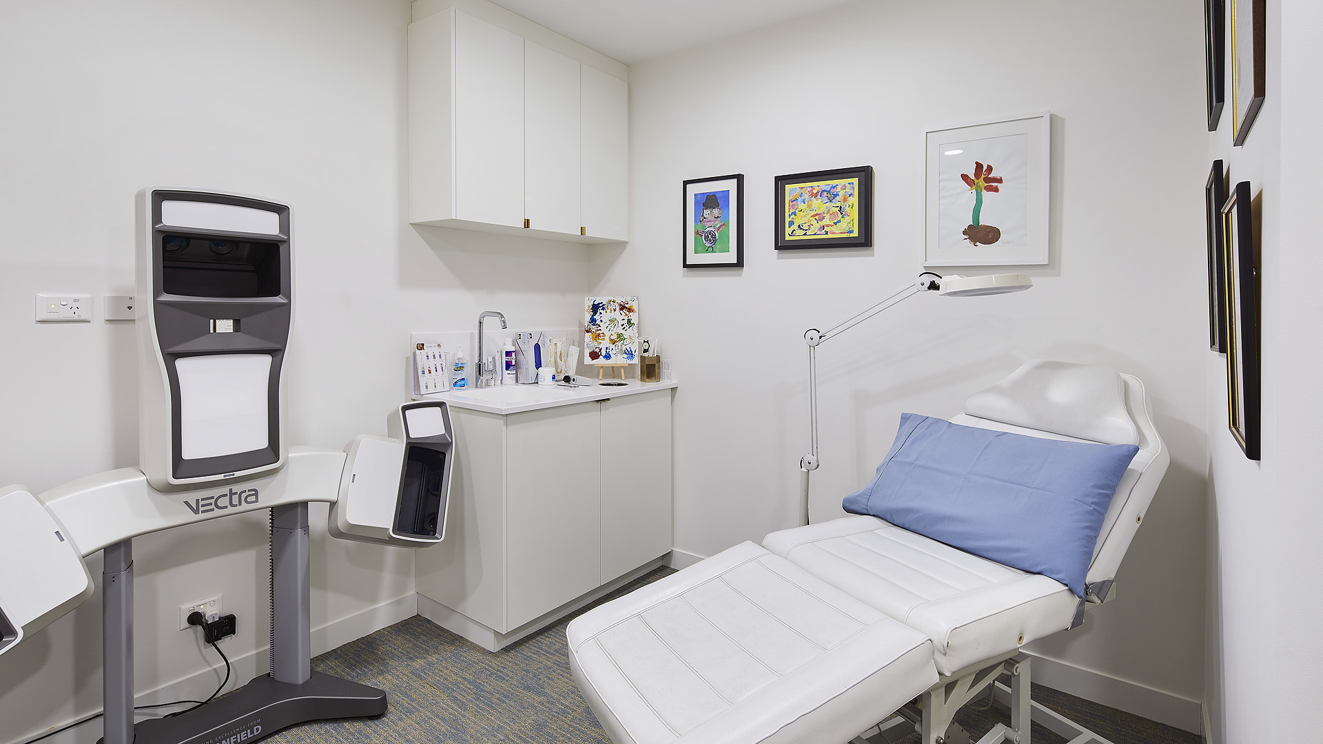 Dr Ian Timms :: Medifit Design & Construct - Award Winning Medical and ...