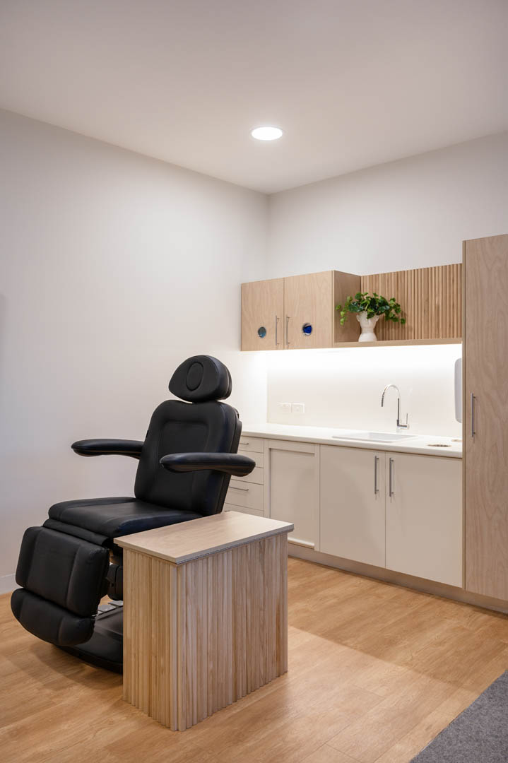 818 Dental - Project 3 :: Medifit Design & Construct - Award Winning ...